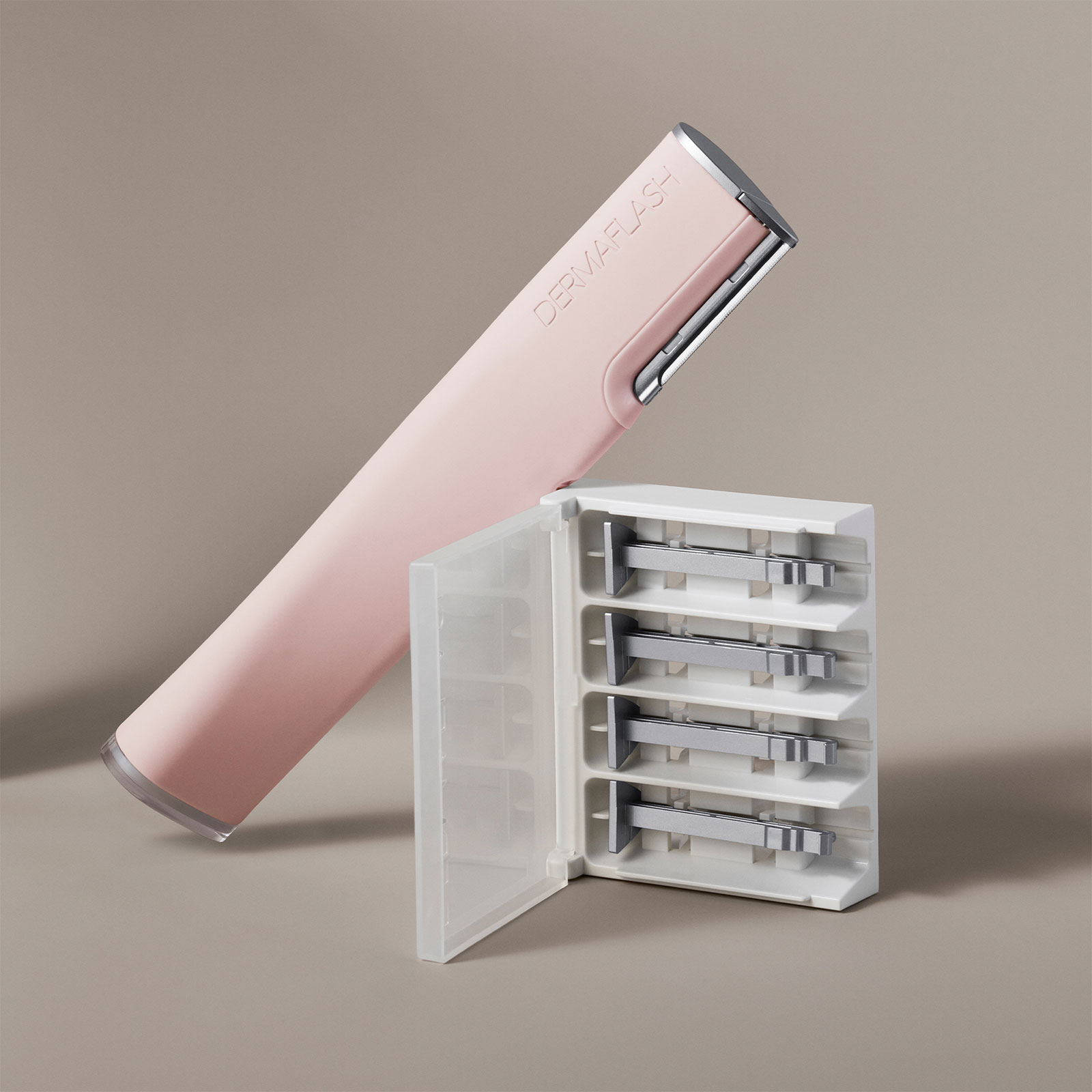 DERMAFLASH THE ESSENTIALS + Sonic Dermaplaning Refill Kit x4 | SEPHORA UK