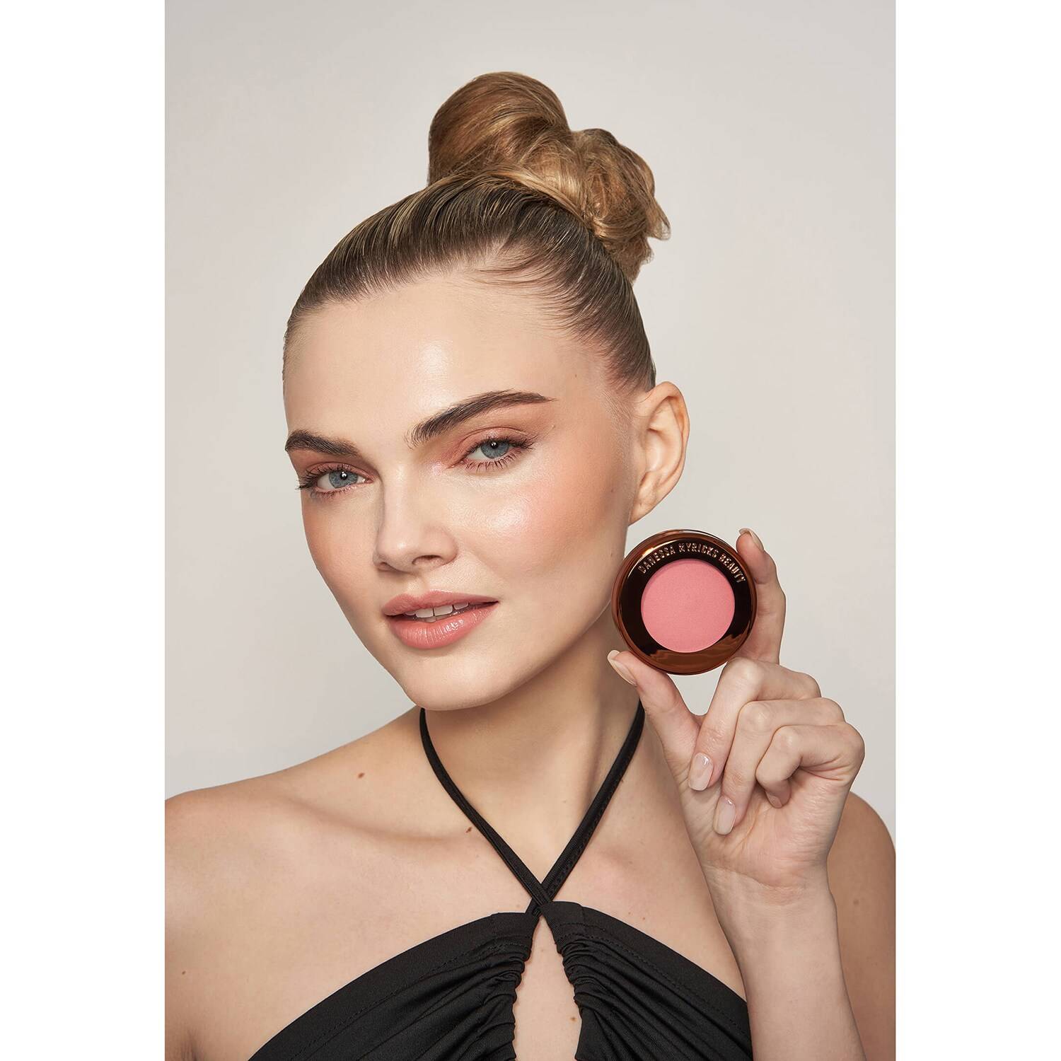 DANESSA MYRICKS Yummy Skin Blurring Balm Powder Lowlighter 6g | SEPHORA UK