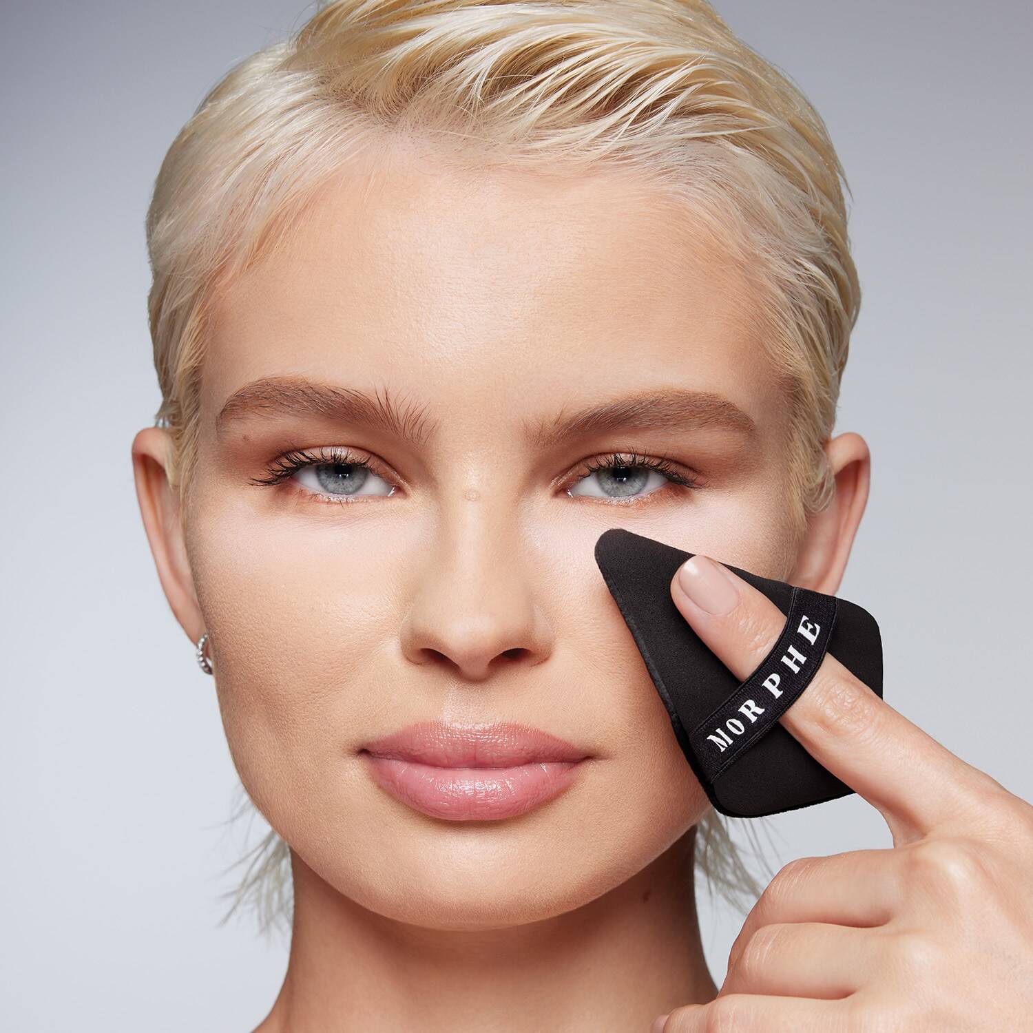 MORPHE To The Point Dual-sided Powder | SEPHORA UK
